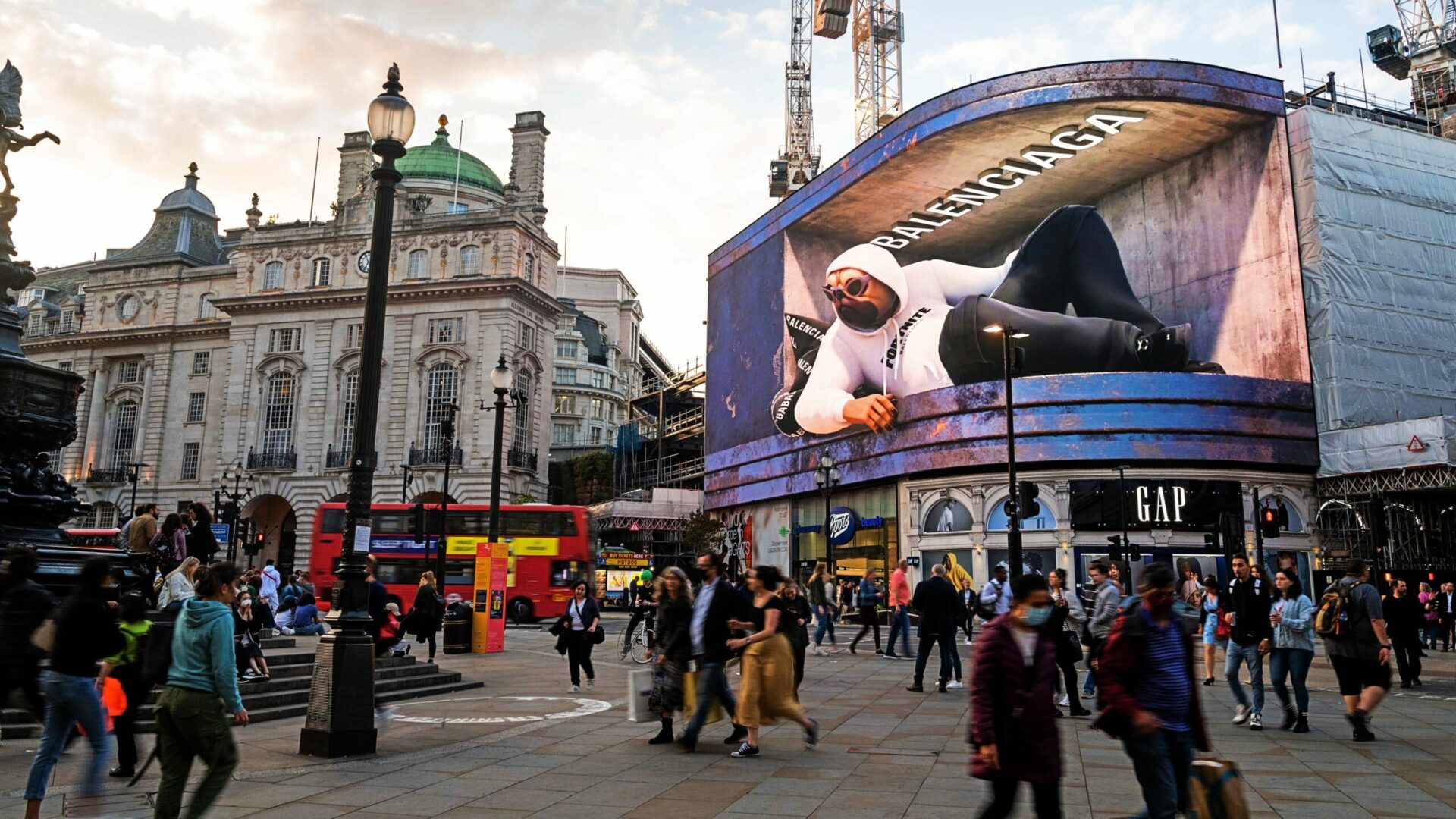 Digital billboards in London - affordable and effective advertising