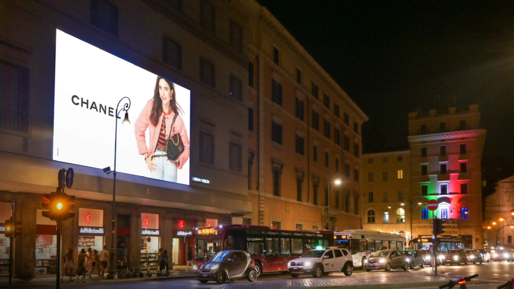 Digital billboards in Italy to quickly fall in love with - Blindspot